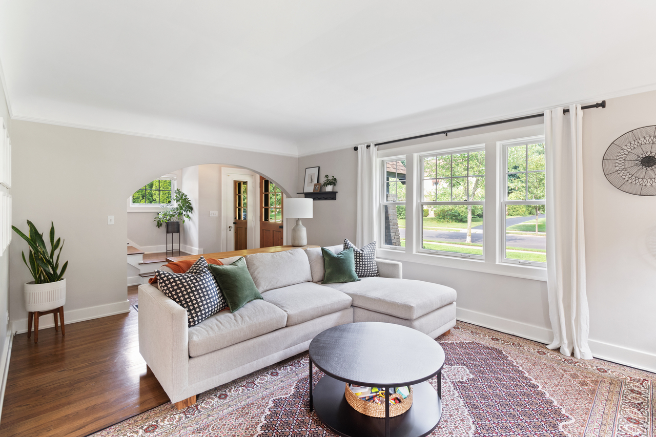 How to Edit Real Estate Photos Like a Pro in Photoshop & Lightroom