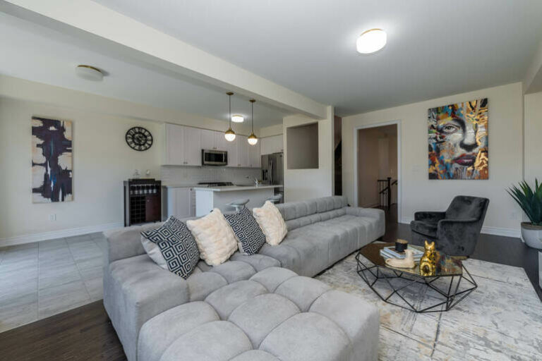How to Quickly Create a Studio Apartment Virtual Tour