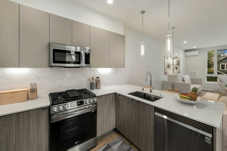 How to Virtually Stage a Kitchen With PhotoUp