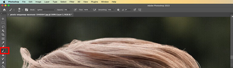 How to Edit Hair in Pictures (Photoshop Tutorial)